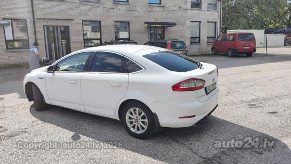 White Ford Mondeo 2012 in Tartu, with an engine capacity of 2.00 L and mileage of 127 thousand km for 6600 €, photo 7 on AUTOMOTO.COM.LV