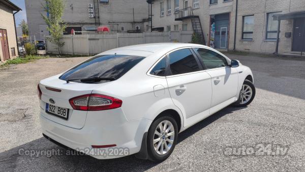 White Ford Mondeo 2012 in Tartu, with an engine capacity of 2.00 L and mileage of 127 thousand km for 6600 €, photo 9 on AUTOMOTO.COM.LV