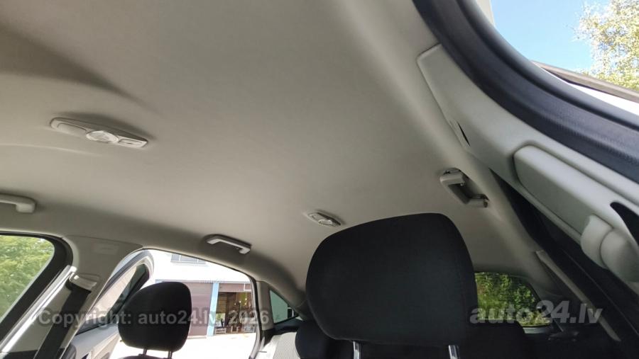 White Ford Mondeo 2012 in Tartu, with an engine capacity of 2.00 L and mileage of 127 thousand km for 6600 €, photo 17 on AUTOMOTO.COM.LV