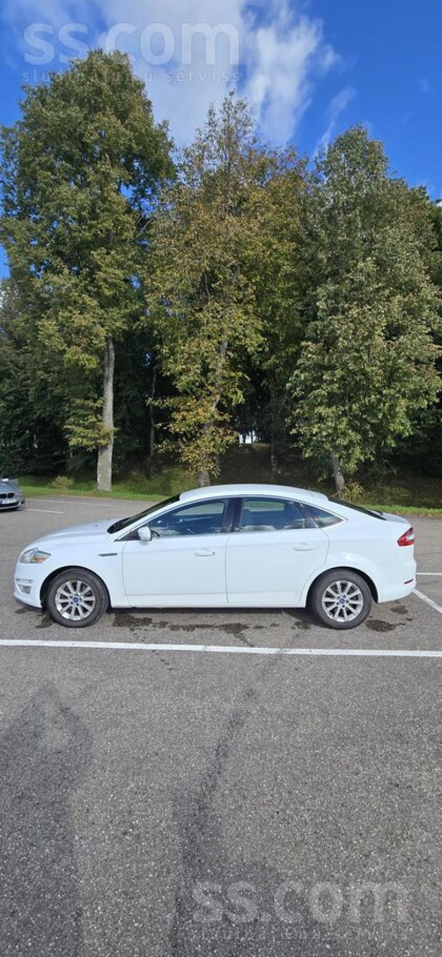 Balts Ford Mondeo 2012 Kuldīga, ar dzinēja tilpumu 2.00 L un nobraukumu 366 tūkst. km par 3200 €, foto 3 vietnē AUTOMOTO.COM.LV