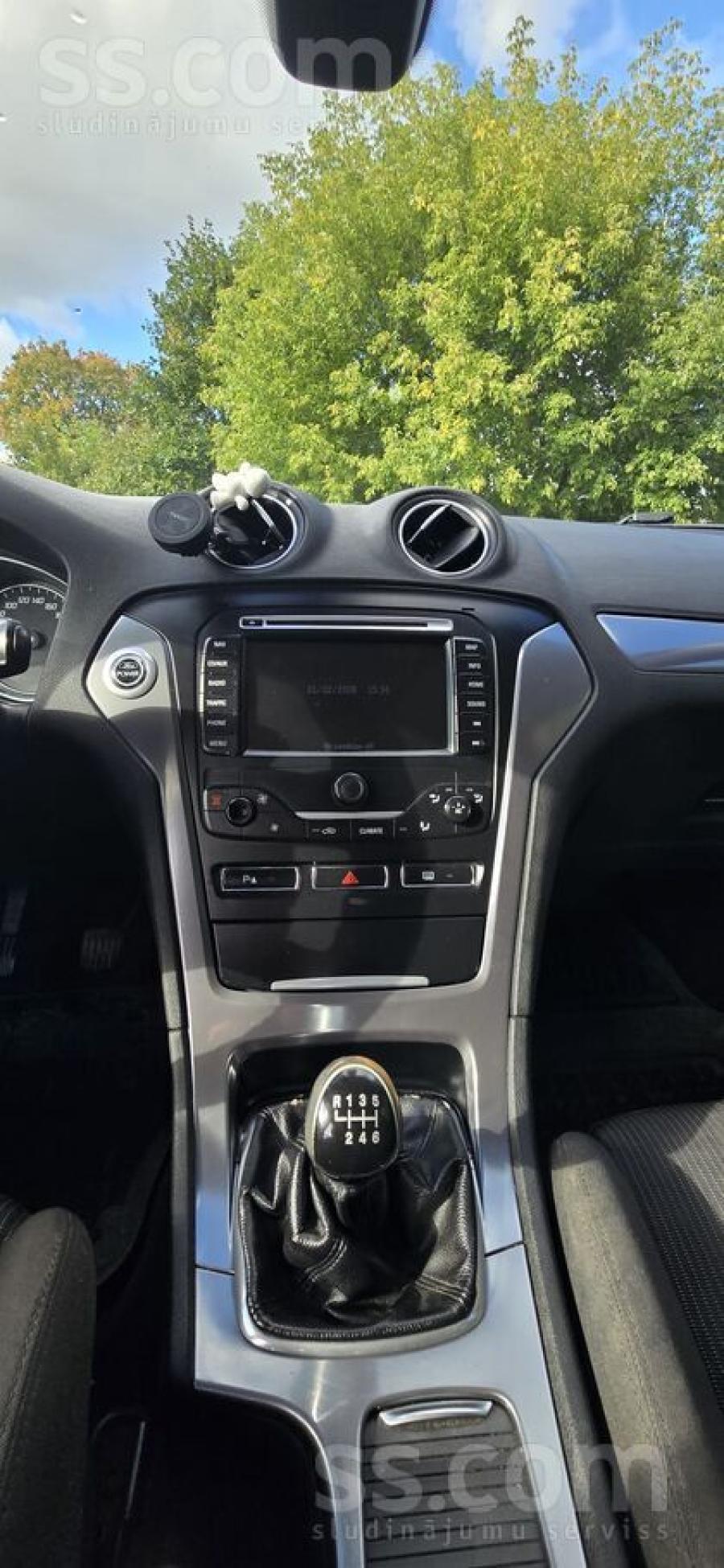 Balts Ford Mondeo 2012 Kuldīga, ar dzinēja tilpumu 2.00 L un nobraukumu 366 tūkst. km par 3200 €, foto 5 vietnē AUTOMOTO.COM.LV