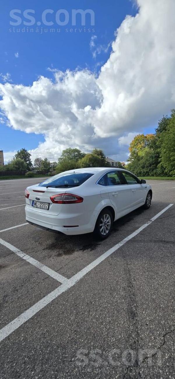 Balts Ford Mondeo 2012 Kuldīga, ar dzinēja tilpumu 2.00 L un nobraukumu 366 tūkst. km par 3200 €, foto 8 vietnē AUTOMOTO.COM.LV