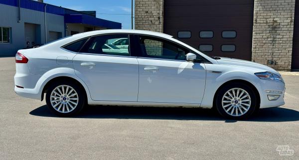 Balts Ford Mondeo 2013 Kretinga, ar dzinēja tilpumu 2.00 L un nobraukumu 335 tūkst. km par 5000 €, foto 4 vietnē AUTOMOTO.COM.LV
