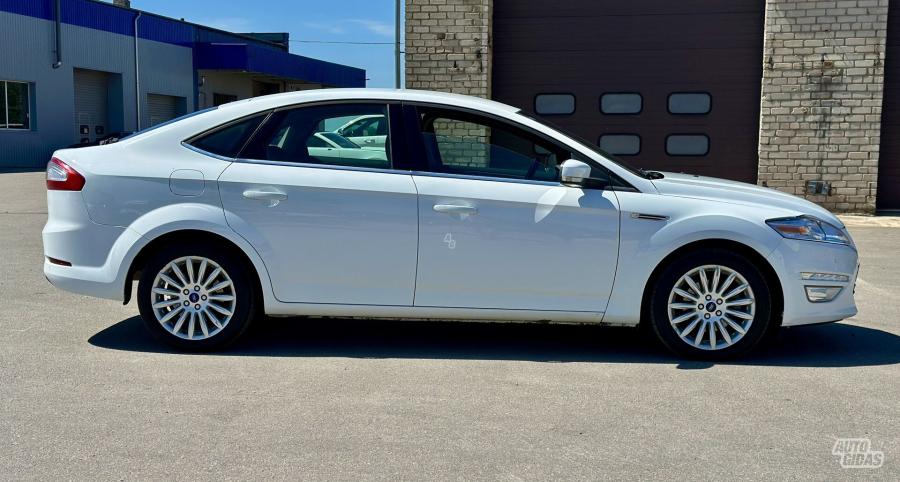 Balts Ford Mondeo 2013 Kretinga, ar dzinēja tilpumu 2.00 L un nobraukumu 335 tūkst. km par 5000 €, foto 5 vietnē AUTOMOTO.COM.LV
