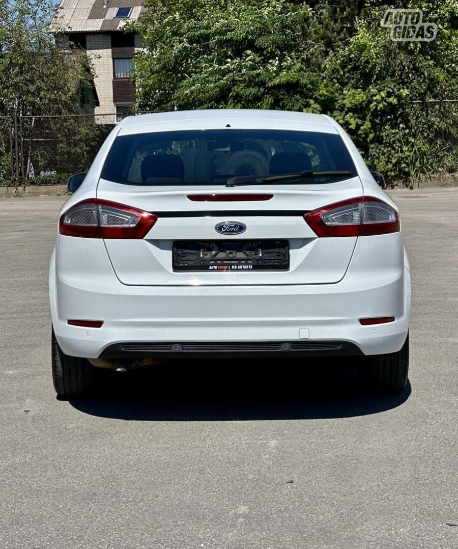 Balts Ford Mondeo 2013 Kretinga, ar dzinēja tilpumu 2.00 L un nobraukumu 335 tūkst. km par 5000 €, foto 8 vietnē AUTOMOTO.COM.LV