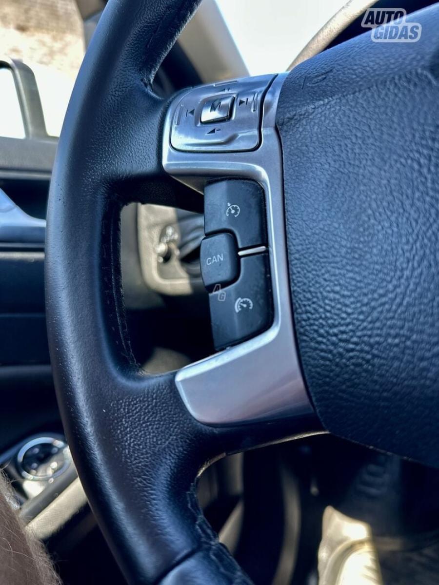 Balts Ford Mondeo 2013 Kretinga, ar dzinēja tilpumu 2.00 L un nobraukumu 335 tūkst. km par 5000 €, foto 21 vietnē AUTOMOTO.COM.LV