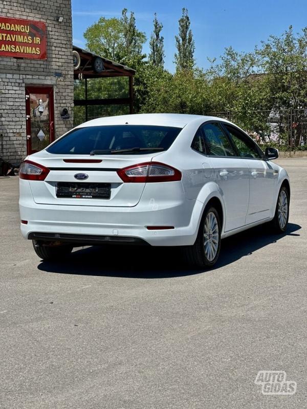 White Ford Mondeo 2013 in Kretinga, with an engine capacity of 2.00 L and mileage of 335 thousand km for 5000 €, photo 8 on AUTOMOTO.COM.LV
