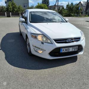 White Ford Mondeo 2013 in Kaunas, with an engine capacity of 2.00 L and mileage of 224 thousand km for 2900 €, photo 7 on AUTOMOTO.COM.LV