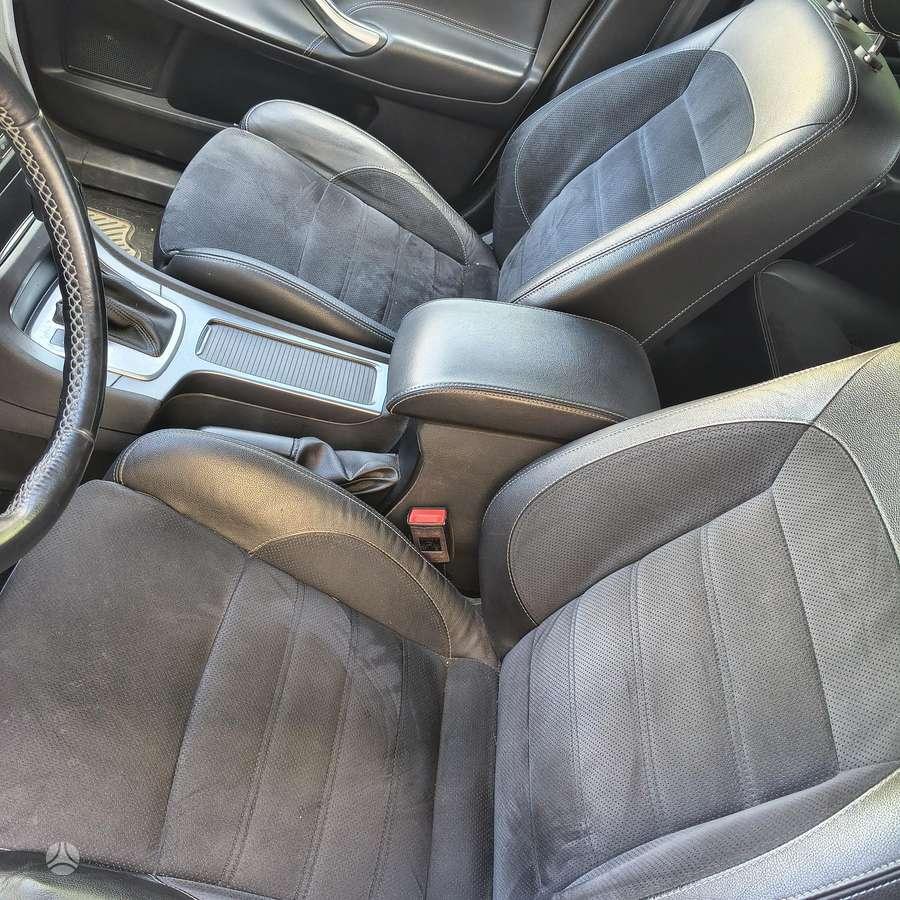 White Ford Mondeo 2013 in Kaunas, with an engine capacity of 2.00 L and mileage of 224 thousand km for 2900 €, photo 15 on AUTOMOTO.COM.LV