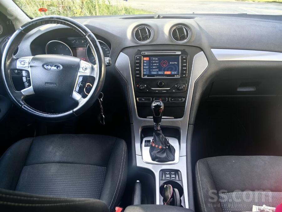 Balts Ford Mondeo 2013 Jelgava, ar dzinēja tilpumu 2.00 L un nobraukumu 284 tūkst. km par 3750 €, foto 5 vietnē AUTOMOTO.COM.LV