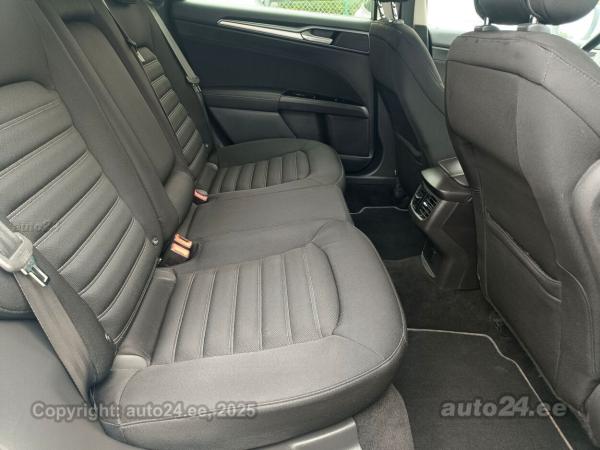 Balts Ford Mondeo 2015 Tartu, ar dzinēja tilpumu 1.60 L un nobraukumu 164 tūkst. km par 6999 €, foto 11 vietnē AUTOMOTO.COM.LV