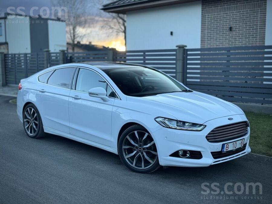 White Ford Mondeo 2015 in Jelgava, with an engine capacity of 2.00 L and mileage of 262 thousand km for 8650 €, photo 6 on AUTOMOTO.COM.LV