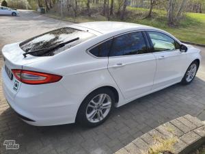 Balts Ford Mondeo 2015 Viļņa, ar dzinēja tilpumu 1.50 L un nobraukumu 173 tūkst. km par 7300 €, foto 3 vietnē AUTOMOTO.COM.LV
