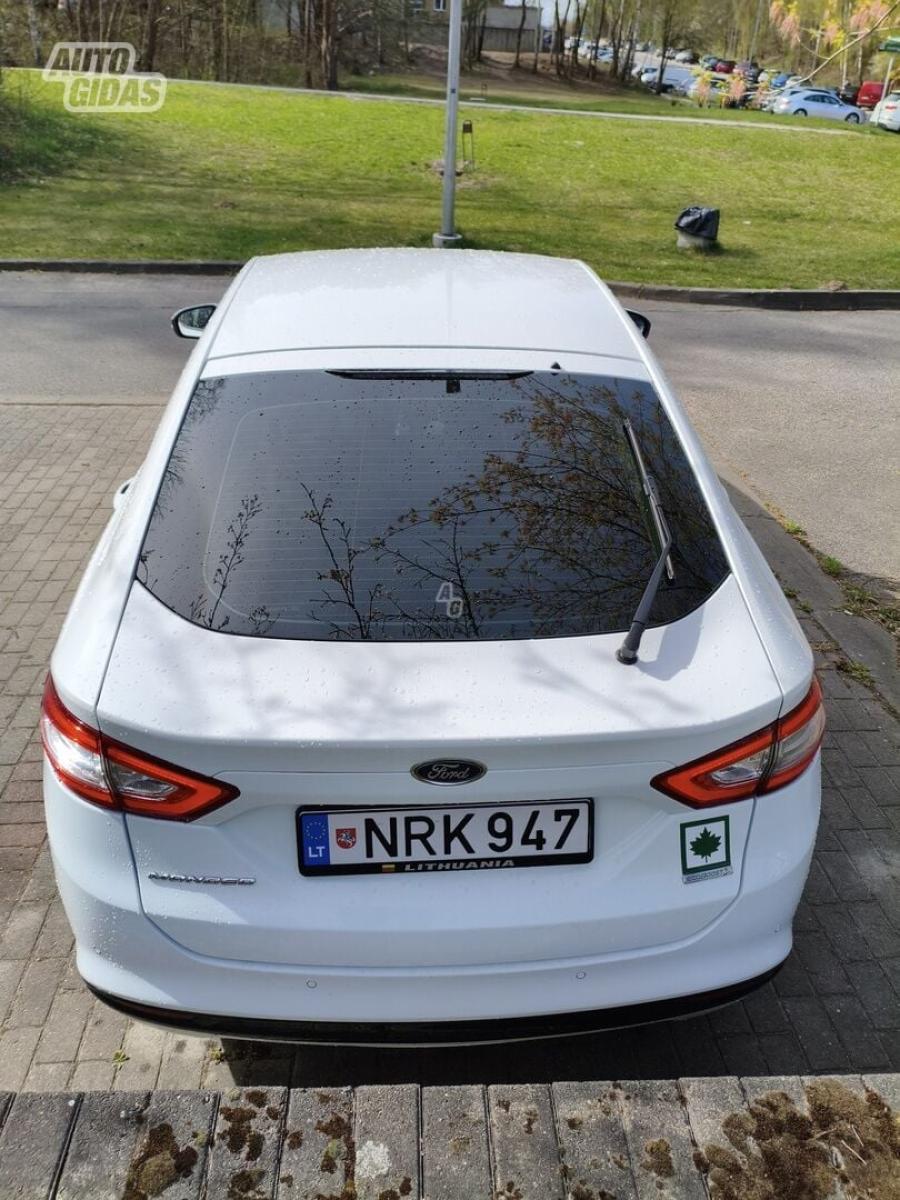 Balts Ford Mondeo 2015 Viļņa, ar dzinēja tilpumu 1.50 L un nobraukumu 173 tūkst. km par 7300 €, foto 4 vietnē AUTOMOTO.COM.LV