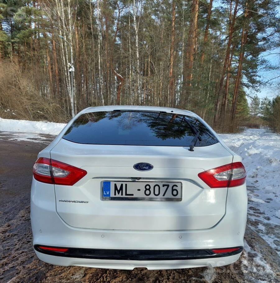 Balts Ford Mondeo 2015 Rīga, ar dzinēja tilpumu 2.00 L un nobraukumu 246 tūkst. km par 7500 €, foto 5 vietnē AUTOMOTO.COM.LV