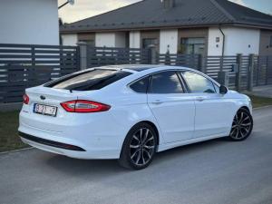 White Ford Mondeo 2015 in Jelgava, with an engine capacity of 2.00 L and mileage of 262 thousand km for 7950 €, photo 7 on AUTOMOTO.COM.LV