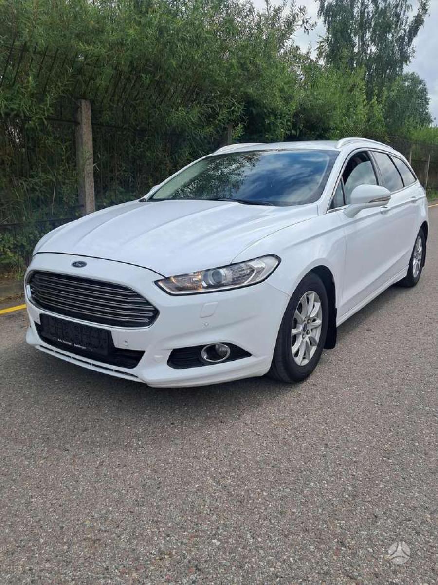 White Ford Mondeo 2015 in Kaunas, with an engine capacity of 1.56 L and mileage of 227 thousand km for 4990 €, photo 1 on AUTOMOTO.COM.LV