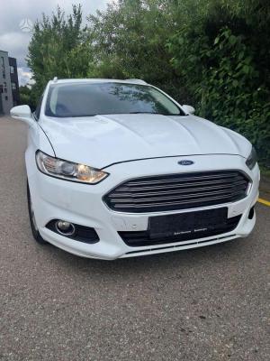 White Ford Mondeo 2015 in Kaunas, with an engine capacity of 1.56 L and mileage of 227 thousand km for 4990 €, photo 3 on AUTOMOTO.COM.LV