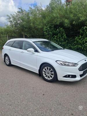 White Ford Mondeo 2015 in Kaunas, with an engine capacity of 1.56 L and mileage of 227 thousand km for 4990 €, photo 6 on AUTOMOTO.COM.LV