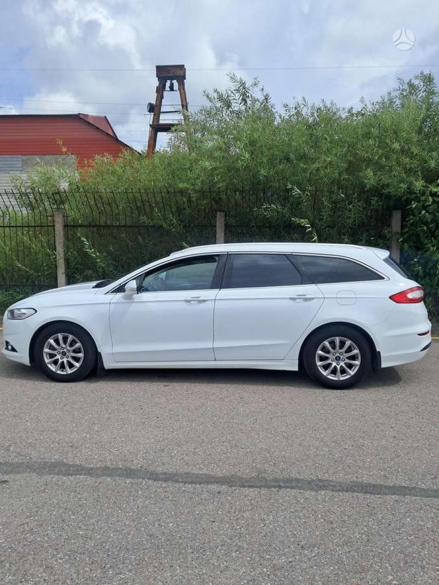 White Ford Mondeo 2015 in Kaunas, with an engine capacity of 1.56 L and mileage of 227 thousand km for 4990 €, photo 9 on AUTOMOTO.COM.LV