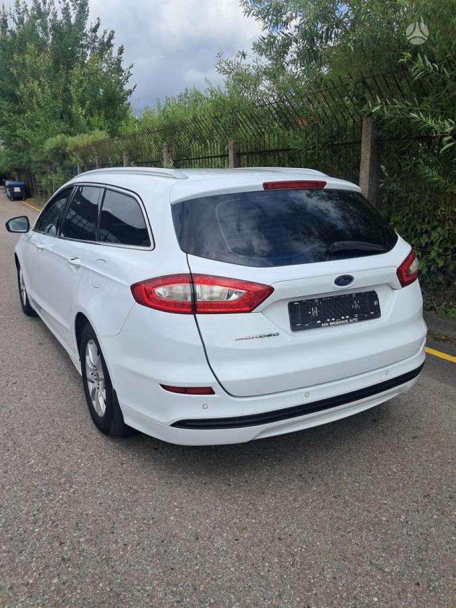 White Ford Mondeo 2015 in Kaunas, with an engine capacity of 1.56 L and mileage of 227 thousand km for 4990 €, photo 15 on AUTOMOTO.COM.LV