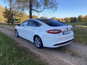 Balts Ford Mondeo 2016 Rīga, ar dzinēja tilpumu 2.00 L un nobraukumu 303 tūkst. km par 7000 €, foto 4 vietnē AUTOMOTO.COM.LV