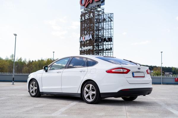 White Ford Mondeo 2016 in Vilnius, with an engine capacity of 1.50 L and mileage of 166 thousand km for 8900 €, photo 6 on AUTOMOTO.COM.LV