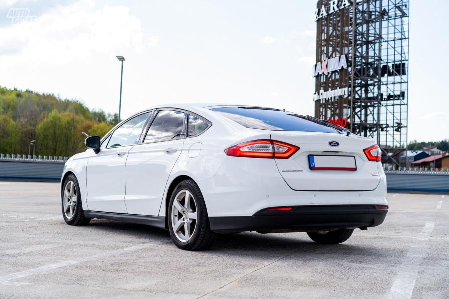 White Ford Mondeo 2016 in Vilnius, with an engine capacity of 1.50 L and mileage of 166 thousand km for 8900 €, photo 12 on AUTOMOTO.COM.LV