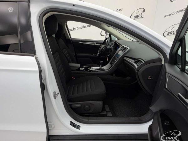 Balts Ford Mondeo 2016 Viļņa, ar dzinēja tilpumu 1.50 L un nobraukumu 171 tūkst. km par 7900 €, foto 5 vietnē AUTOMOTO.COM.LV