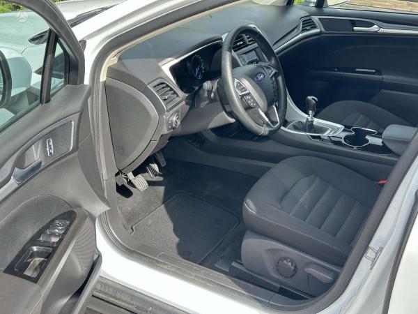 Ford Mondeo 2016 Kretinga vietnē Balts Ford Mondeo 2016 Kretinga, ar dzinēja tilpumu 1.50 L un nobraukumu 266 tūkst. km par 5950 €, foto 11 vietnē AUTOMOTO.COM.LV