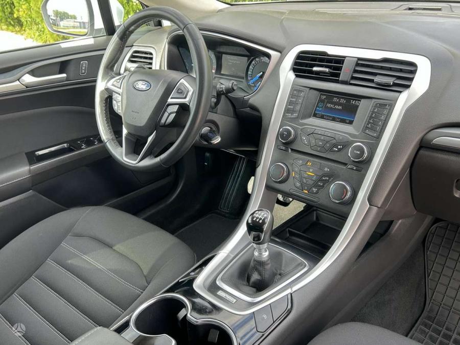 Balts Ford Mondeo 2016 Kretinga, ar dzinēja tilpumu 1.50 L un nobraukumu 266 tūkst. km par 5950 €, foto 15 vietnē AUTOMOTO.COM.LV