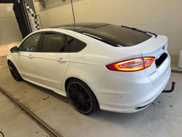 White Ford Mondeo 2017 in Kaunas, with an engine capacity of 2.00 L and mileage of 220 thousand km for 10950 €, photo 2 on AUTOMOTO.COM.LV