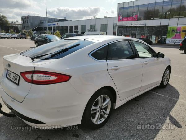 White Ford Mondeo 2017 in Tallinn, with an engine capacity of 2.00 L and mileage of 203 thousand km for 8200 €, photo 3 on AUTOMOTO.COM.LV