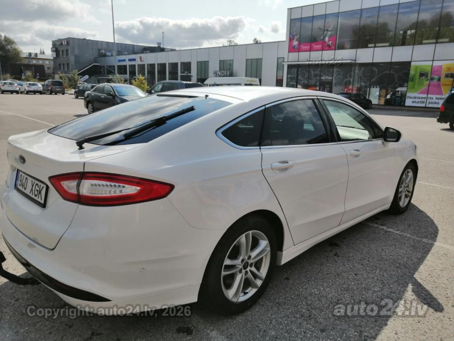 Balts Ford Mondeo 2017 Tallina, ar dzinēja tilpumu 2.00 L un nobraukumu 203 tūkst. km par 8200 €, foto 4 vietnē AUTOMOTO.COM.LV