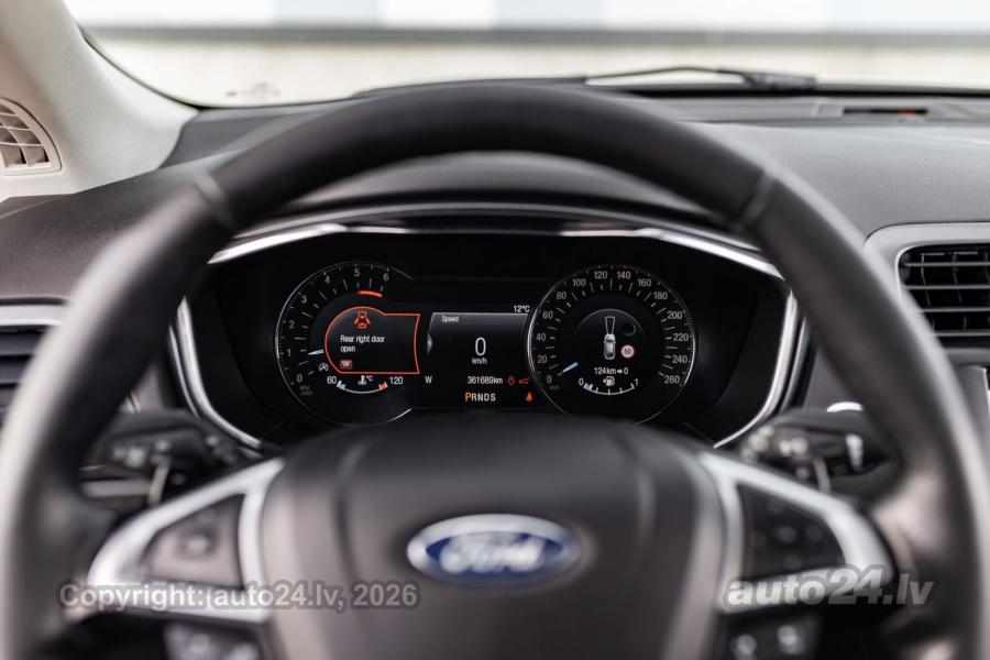 Balts Ford Mondeo 2017 Tallina, ar dzinēja tilpumu 2.00 L un nobraukumu 359 tūkst. km par 7990 €, foto 18 vietnē AUTOMOTO.COM.LV