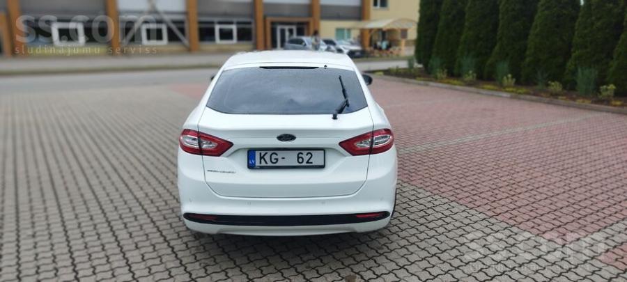 White Ford Mondeo 2017 in Madona, with an engine capacity of 2.00 L and mileage of 276 thousand km for 6800 €, photo 5 on AUTOMOTO.COM.LV