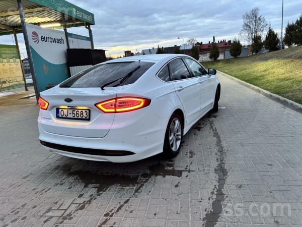 White Ford Mondeo 2018 in Rezekne, with an engine capacity of 2.00 L and mileage of 345 thousand km for 7999 €, photo 4 on AUTOMOTO.COM.LV
