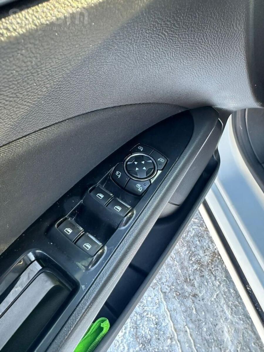 Balts Ford Mondeo 2018 Rēzekne, ar dzinēja tilpumu 2.00 L un nobraukumu 345 tūkst. km par 7999 €, foto 8 vietnē AUTOMOTO.COM.LV