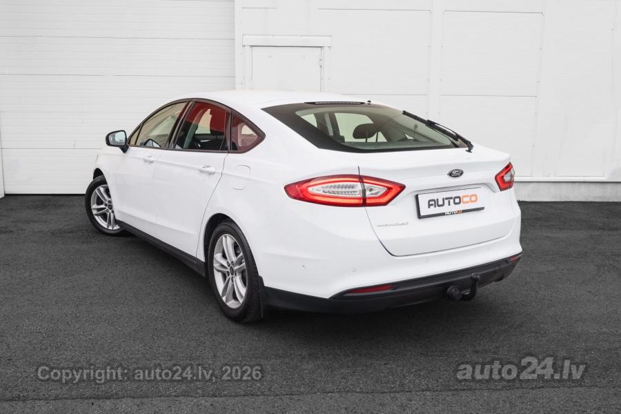 Balts Ford Mondeo 2018 Tallina, ar dzinēja tilpumu 2.00 L un nobraukumu 278 tūkst. km par 7599 €, foto 7 vietnē AUTOMOTO.COM.LV