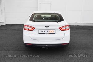 Balts Ford Mondeo 2018 Tallina, ar dzinēja tilpumu 2.00 L un nobraukumu 278 tūkst. km par 7599 €, foto 8 vietnē AUTOMOTO.COM.LV