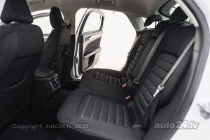 Balts Ford Mondeo 2018 Tallina, ar dzinēja tilpumu 2.00 L un nobraukumu 278 tūkst. km par 7599 €, foto 14 vietnē AUTOMOTO.COM.LV