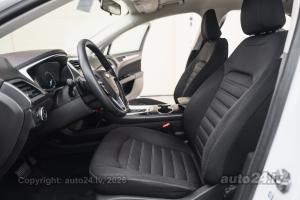 Balts Ford Mondeo 2018 Tallina, ar dzinēja tilpumu 2.00 L un nobraukumu 278 tūkst. km par 7599 €, foto 15 vietnē AUTOMOTO.COM.LV