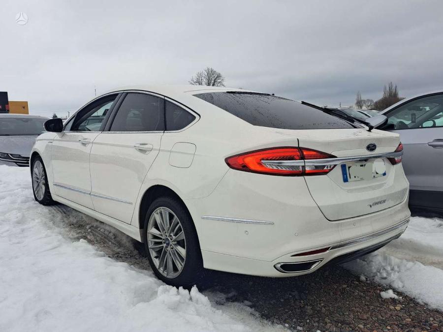 Balts Ford Mondeo 2019 Tauragė, ar dzinēja tilpumu 2.00 L un nobraukumu 283 tūkst. km par 10500 €, foto 4 vietnē AUTOMOTO.COM.LV