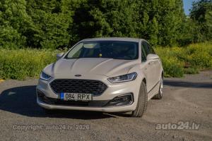 White Ford Mondeo 2019 in Tallinn, with an engine capacity of 2.00 L and mileage of 84 thousand km for 18800 €, photo 4 on AUTOMOTO.COM.LV