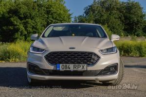 White Ford Mondeo 2019 in Tallinn, with an engine capacity of 2.00 L and mileage of 84 thousand km for 18800 €, photo 5 on AUTOMOTO.COM.LV
