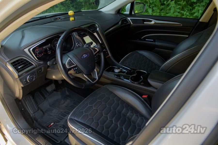 White Ford Mondeo 2019 in Tallinn, with an engine capacity of 2.00 L and mileage of 84 thousand km for 18800 €, photo 17 on AUTOMOTO.COM.LV