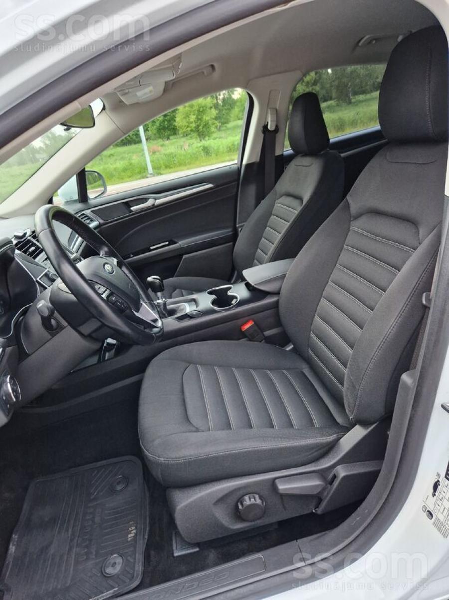 Balts Ford Mondeo 2019 Jelgava, ar dzinēja tilpumu 2.00 L un nobraukumu 159 tūkst. km par 8300 €, foto 11 vietnē AUTOMOTO.COM.LV