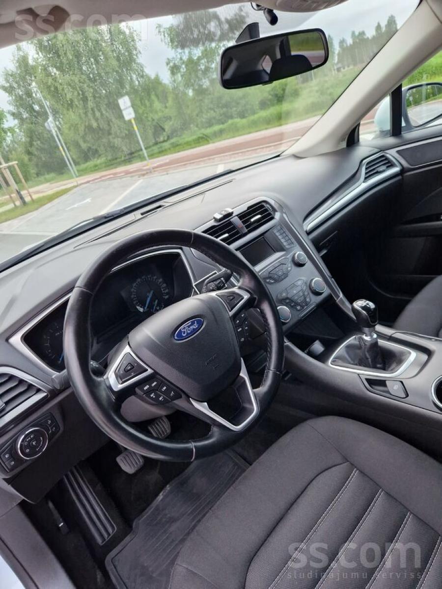 Balts Ford Mondeo 2019 Jelgava, ar dzinēja tilpumu 2.00 L un nobraukumu 159 tūkst. km par 8300 €, foto 12 vietnē AUTOMOTO.COM.LV