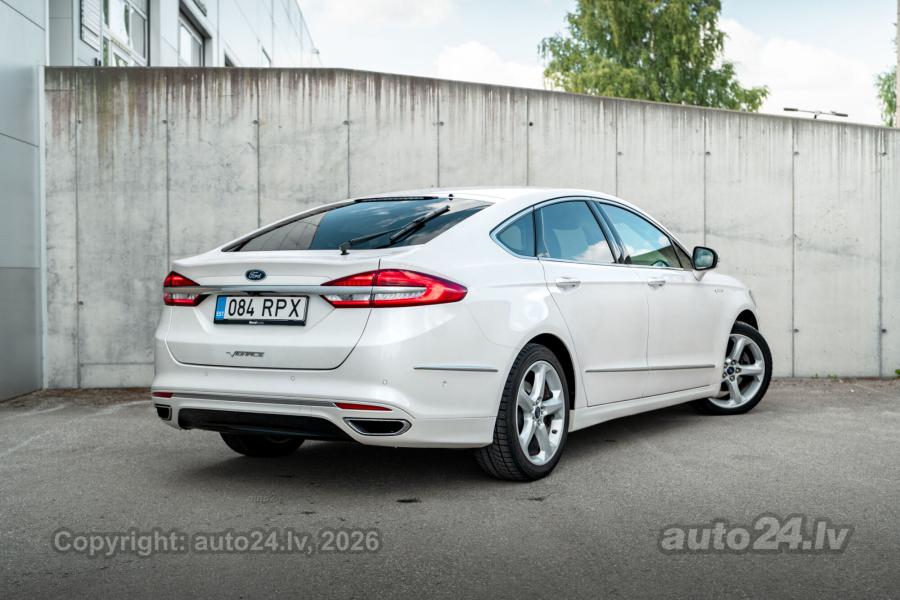Balts Ford Mondeo 2019 Tartu, ar dzinēja tilpumu 2.00 L un nobraukumu 84 tūkst. km par 18900 €, foto 3 vietnē AUTOMOTO.COM.LV