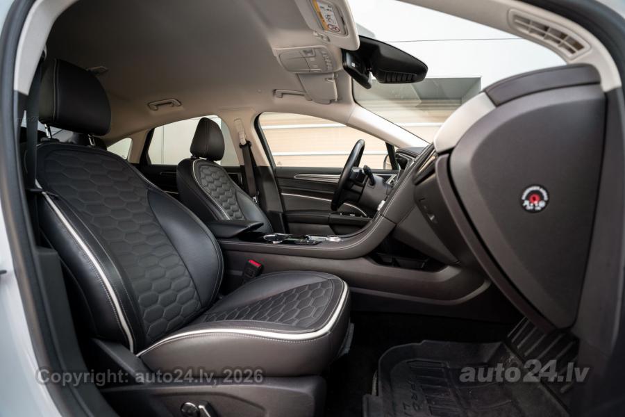 Balts Ford Mondeo 2019 Tartu, ar dzinēja tilpumu 2.00 L un nobraukumu 84 tūkst. km par 18900 €, foto 13 vietnē AUTOMOTO.COM.LV